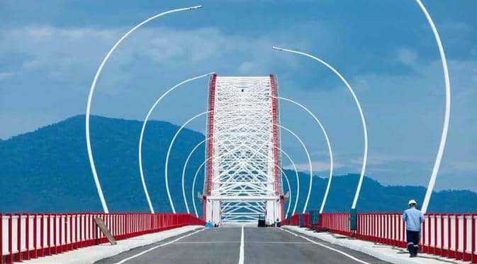 Mengintip Pesona Jembatan Tayan, Jembatan Terpanjang Ketiga di ...