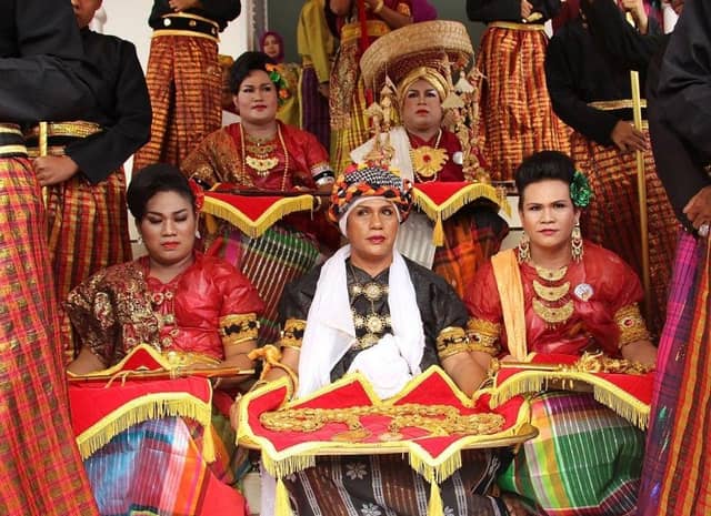 Unik! Suku Bugis Mengenal 5 Jenis Gender, Apa Saja? | IDN Times Sulsel