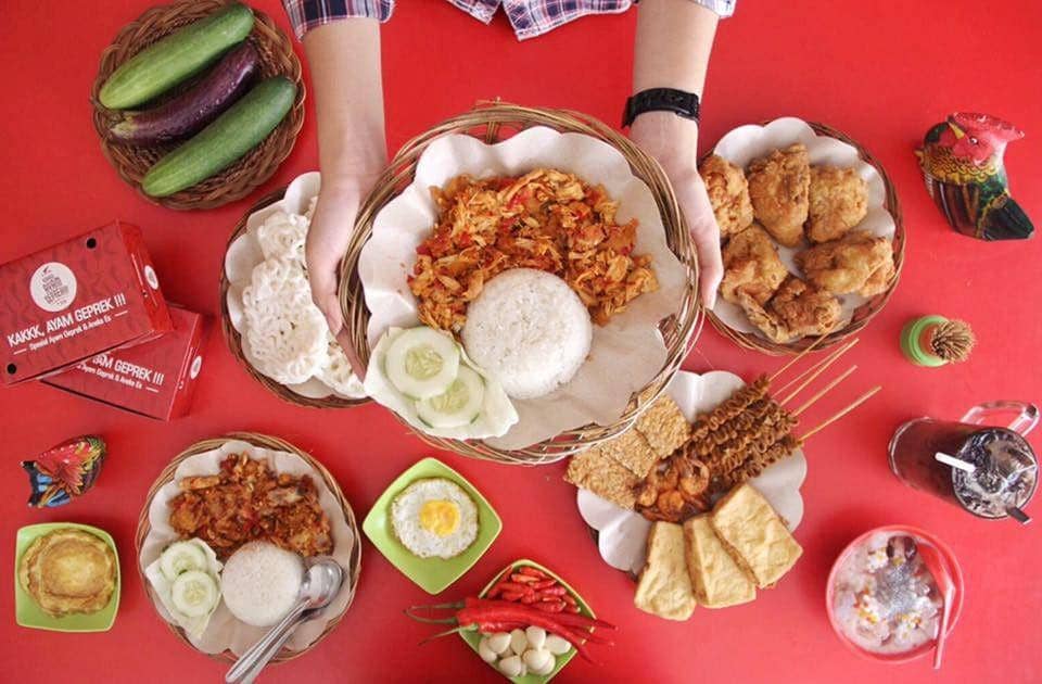 Bikin Ketagihan, Ini 5 Outlet Ayam Geprek yang Paling Favorit di Solo ...