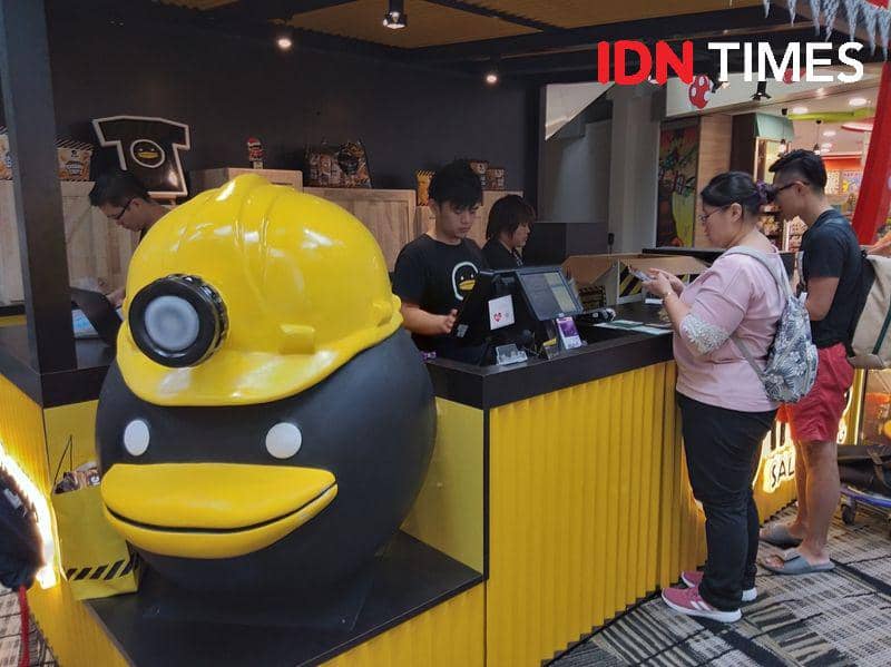 Cerita Dua Anak Muda Indonesia di Balik Suksesnya Irvins Salted E | IDN ...