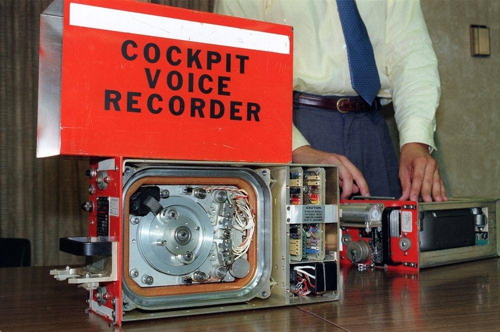 Apa Itu Black Box? Inilah Fungsi Black Box dan Cara Kerjanya | IDN Times