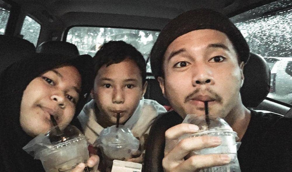 10 Potret Yusuf Ubay, Vokalis Baru Nidji yang Gantikan Giring | IDN Times