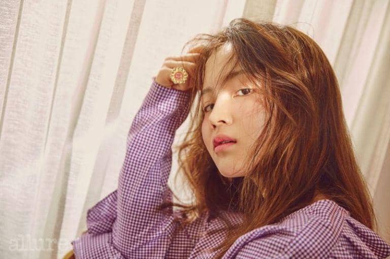 Punya Husky Voice, Ini 6 Lagu yang Dinyanyikan Lee Hi | IDN Times