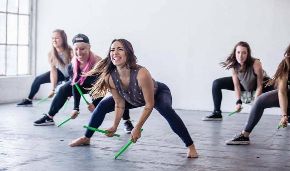 8 Manfaat Pound Fit untuk Kebugaran dan Kesehatan Tubuh | IDN Times