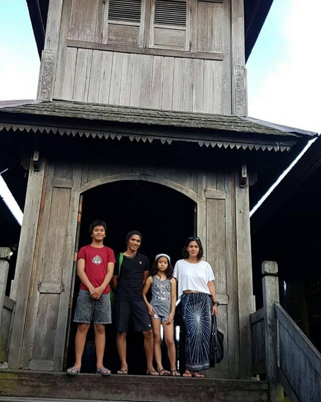 Potret Kaka Slank Bersama Keluarga Tercinta | IDN Times