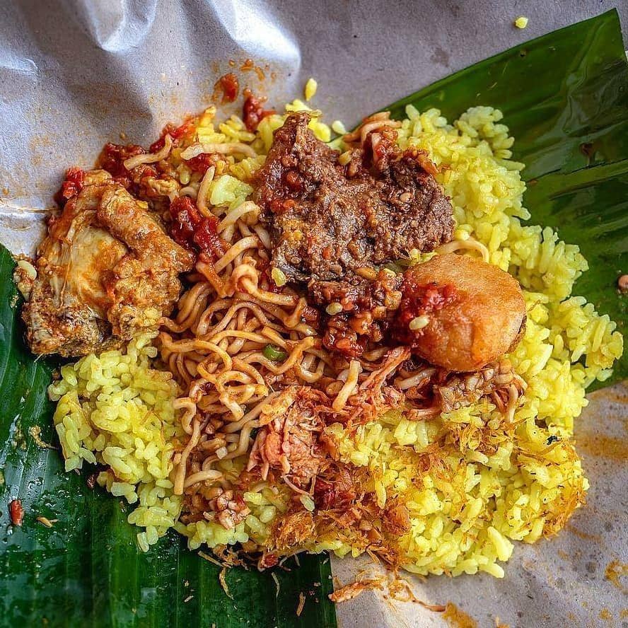 10 Jenis Nasi yang Cuma Ada di Indonesia, Semuanya Enak & Bikin N | IDN ...