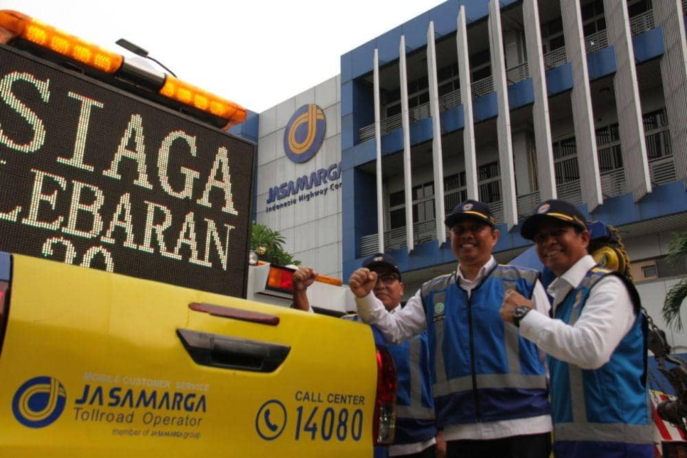 Gaji Pegawai BUMN 2026 di PLN, Pertamina hingga Bulog | IDN Times