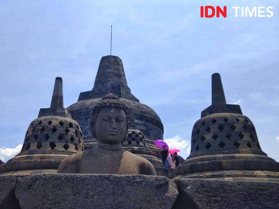 Relief: Pengertian, Fungsi, Jenis, dan Contoh | IDN Times