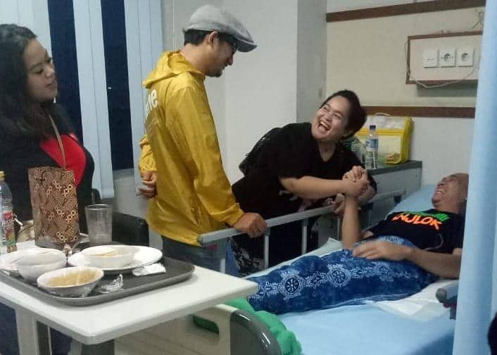 Meninggal Dunia, 10 Perjuangan Agung Hercules Melawan Kanker Otak | IDN ...