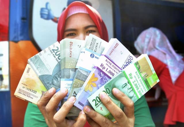 5 Perbedaan Uang Kartal dan Uang Giral yang Harus Diketahui | IDN Times