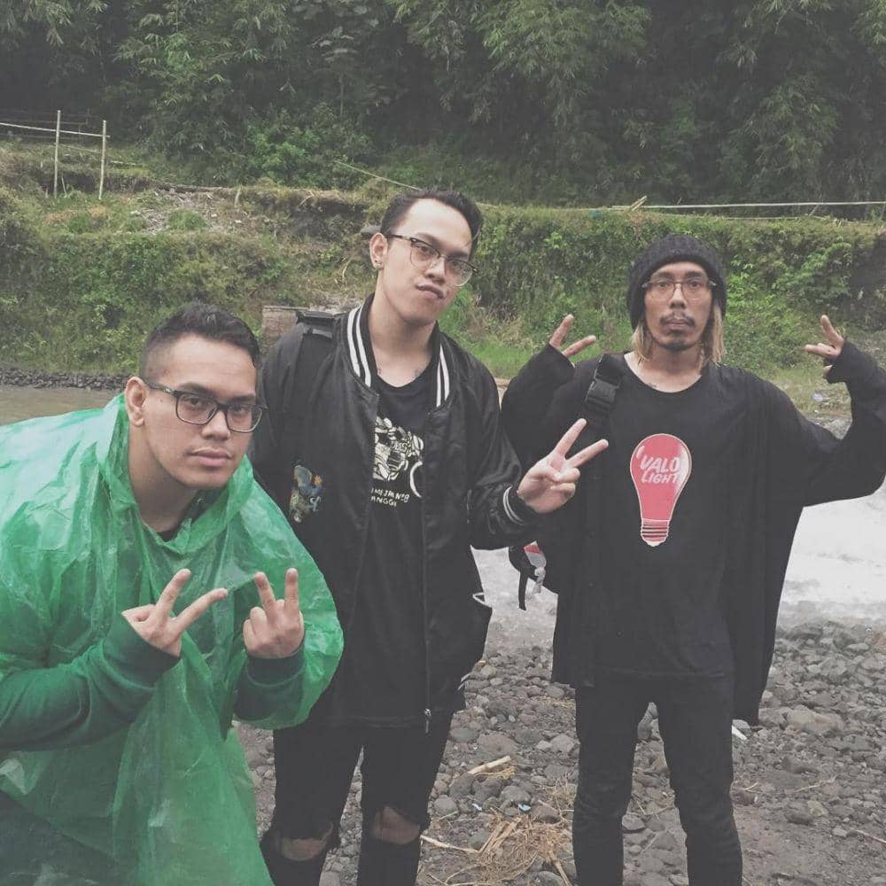 Ide Nama Anak dari Keluarga Andy F. Noya, Ketiganya Bermakna Kesa | IDN ...