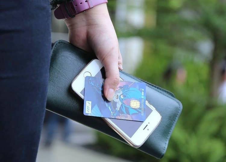 10 Jenis E-Money yang Paling Banyak Digunakan di Indonesia | IDN Times