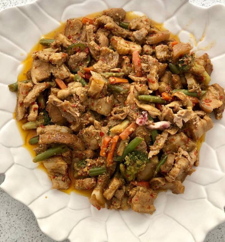 10 Olahan Babi Khas Indonesia Paling Enak, yang Mana Favoritmu? | IDN Times