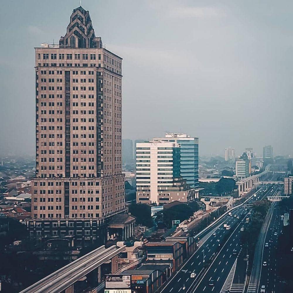 10 Fakta Menara Saidah,Mulai dari Miring hingga Kisah Mistis | IDN Times