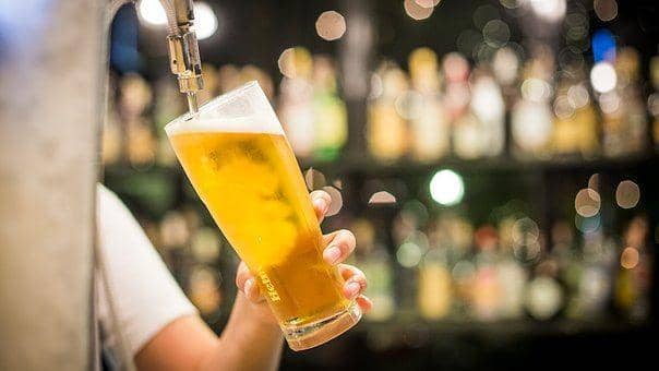 ⁠Apakah Bir 0 Persen Alkohol Halal atau Haram? | IDN Times