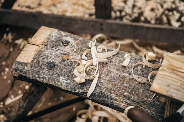 Fungsi dan Harga Lem Aibon | IDN Times Bali