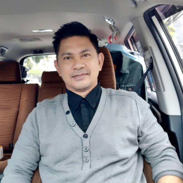 Masih Ingat Ronny Sianturi, Anggota Trio Libels? Ini 10 Potretnya | IDN ...