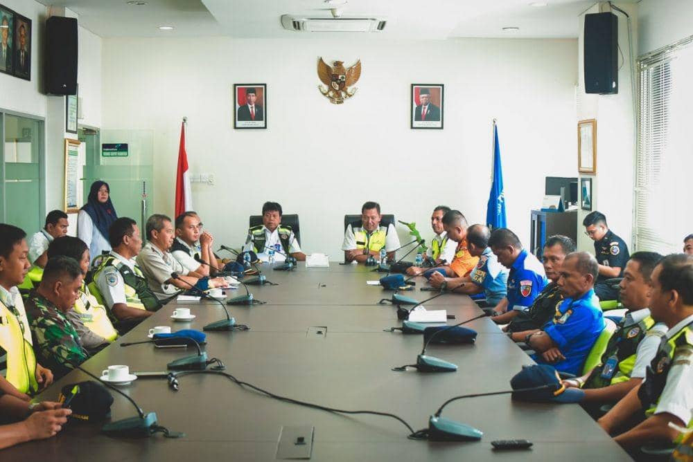 Apa itu Instansi? Pengertian, Jenis-jenis, dan Contohnya | IDN Times