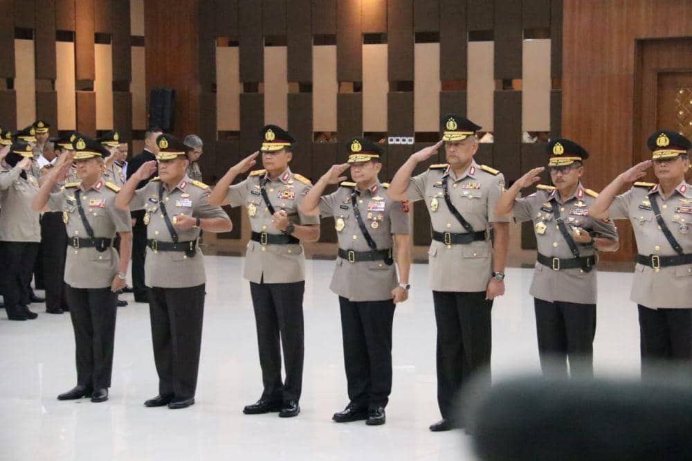 Urutan Pangkat Polisi Lengkap dari Bharada hingga Jenderal, Ada Apa ...