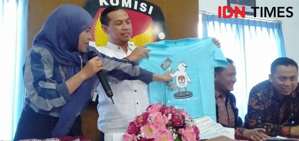 Tarik Perhatian Pemilih, KPU Pilih Burung Puter Maskot Pilkada Ba | IDN ...