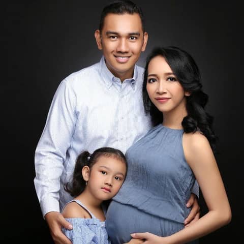 10 Potret Terkini GKR Bendara dan Suami, Sudah Punya Dua Anak! | IDN Times