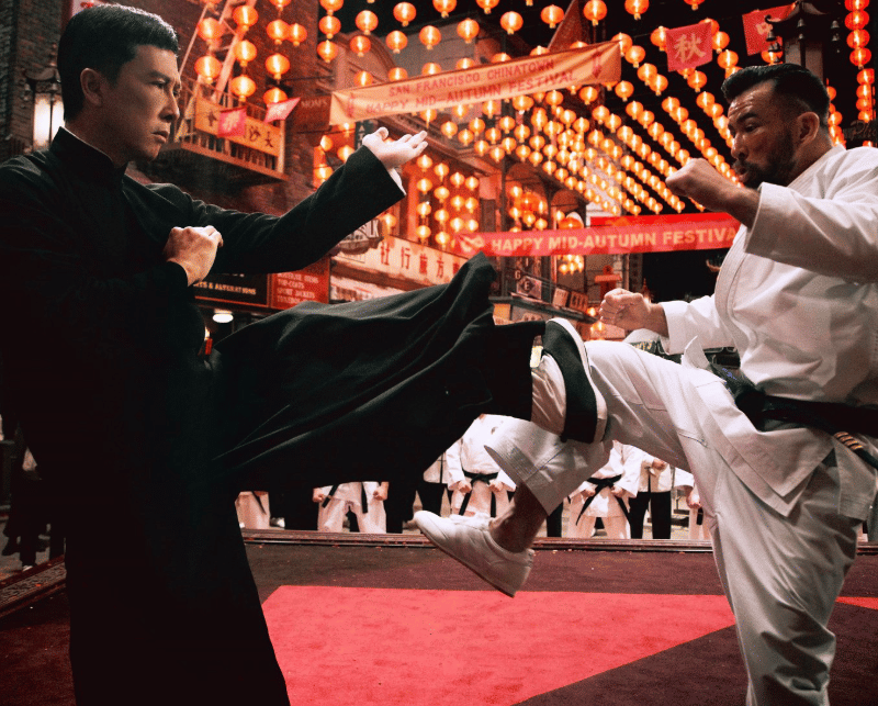 12 Fakta Ip Man yang Sesungguhnya, Sang Guru Bruce Lee! | Duniaku.com