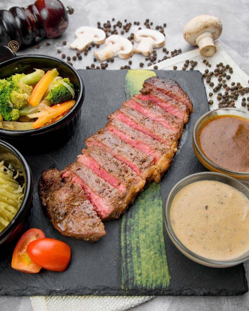 15 Tempat Makan di Tebet Terbaik dan Enak untuk Kulineran | IDN Times