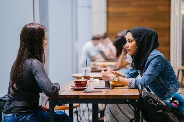 65 Pantun Islami yang Penuh Makna dan Nasihat | IDN Times
