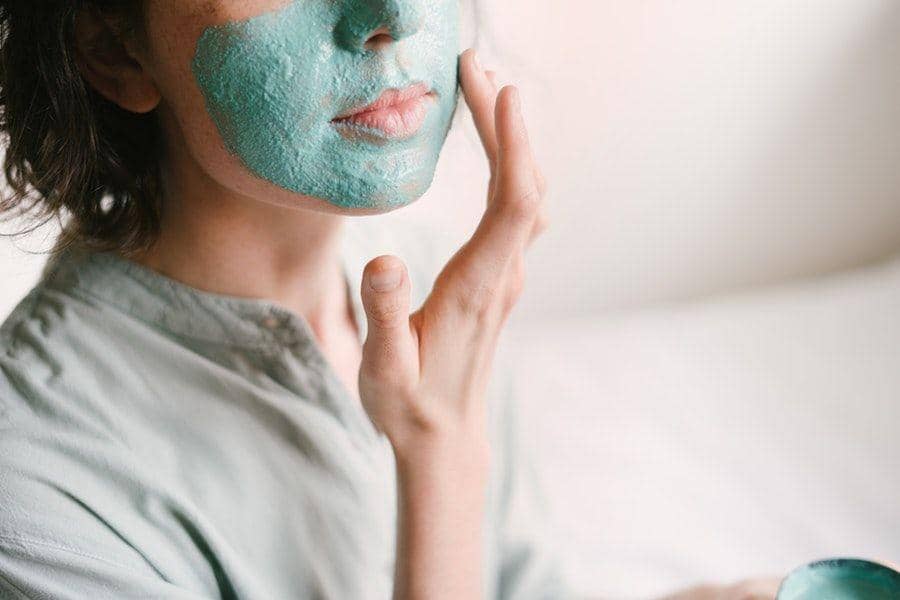 Bahan-bahan Skin Care Ini Ternyata Gak Boleh Digunakan Bersamaan | IDN ...