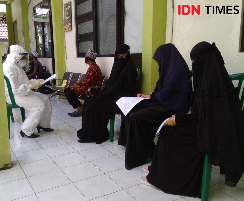 Antisipasi COVID-19 KlasterTemboro, Santri Asal Madiun di-Rapid T | IDN ...