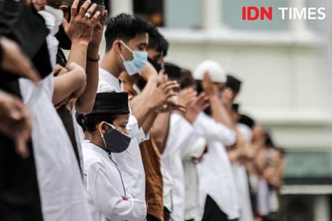 Doa Sapu Jagat: Arab, Latin, Arti dan Keistimewaannya | IDN Times