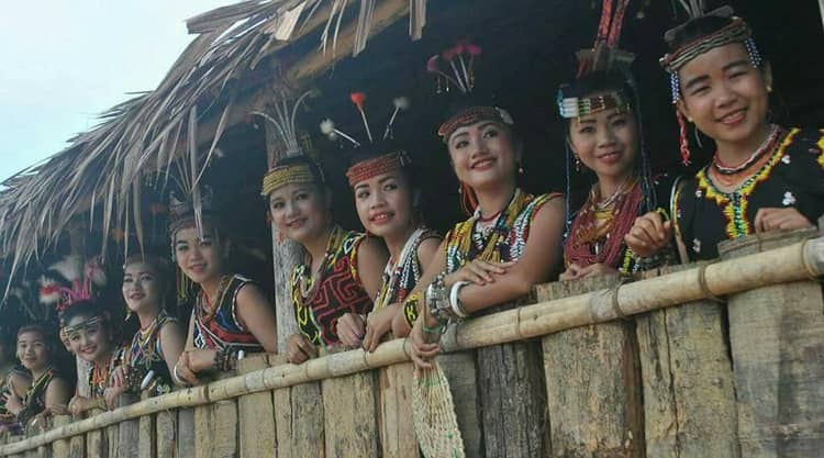 24 Tarian di Daerah Kalimantan | IDN Times Kaltim