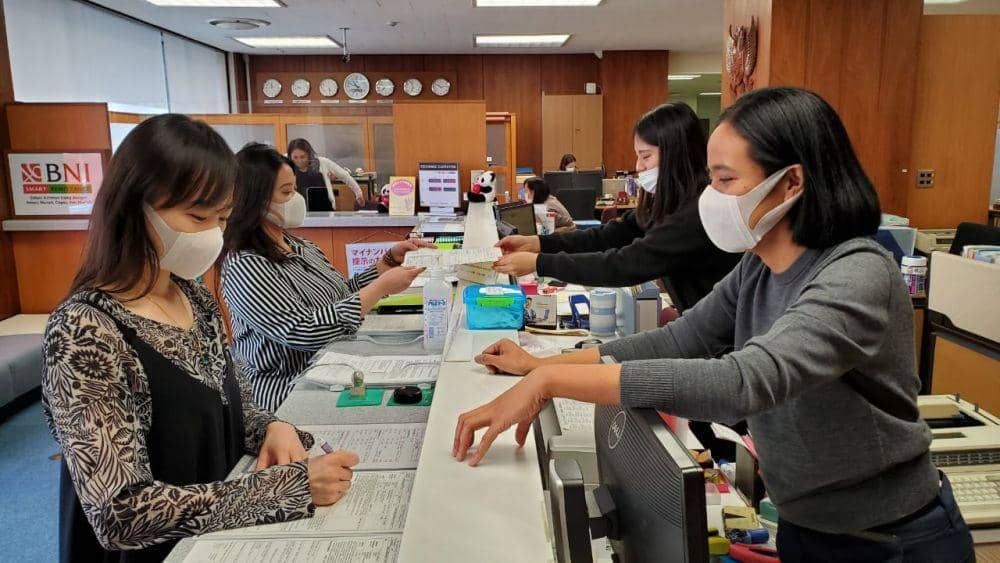 Cek Mundur: Pengertian, Contoh dan Cara Penggunaannya | IDN Times