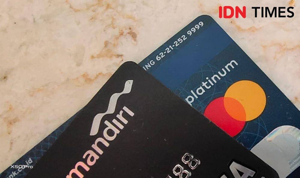 7 Perbedaan Kartu Debit dan Kredit yang Perlu Kamu Ketahui | IDN Times