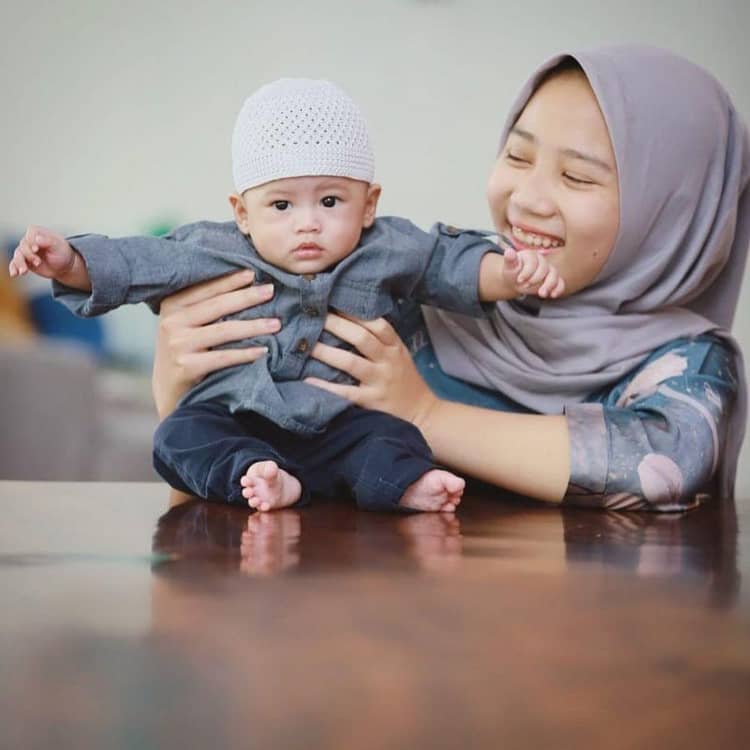 Nama Lengkap Tiga Anak Ridwan Kamil Beserta Artinya | IDN Times