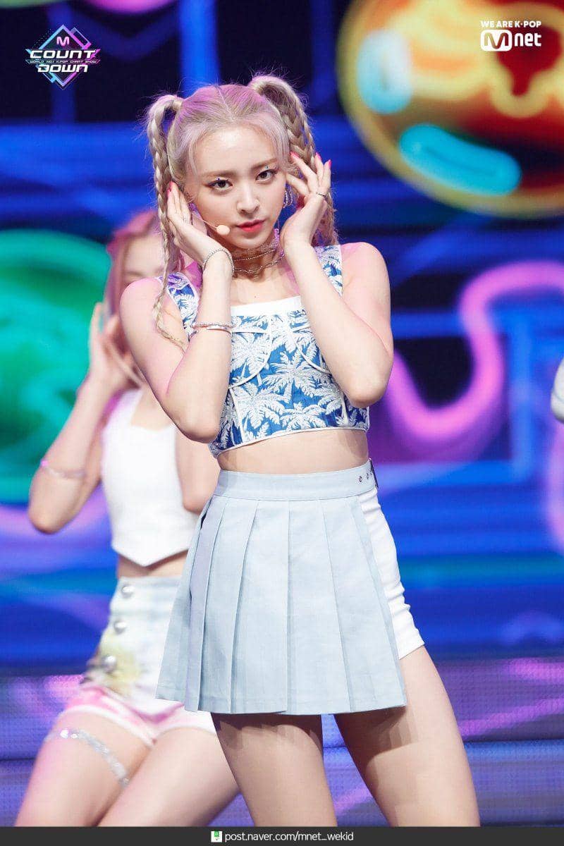 Siap Comeback, Ini 10 Potret Yuna ITZY dengan Gaya Rambut Ponytai | IDN ...
