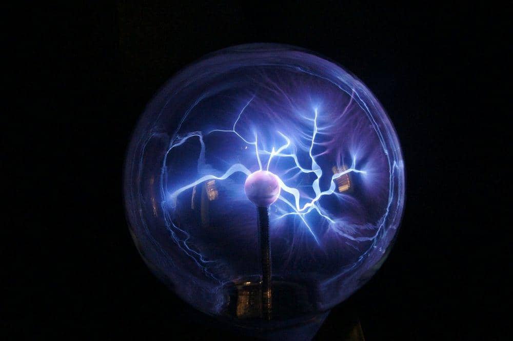 7 Fakta Menarik Plasma, Wujud Zat Setelah Padat, Cair, dan Gas | IDN Times