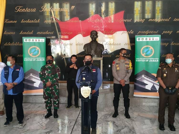 Awas Kasus COVID-19 di Jabar Naik, Ridwan Kamil Tingkatkan Kewasp | IDN ...