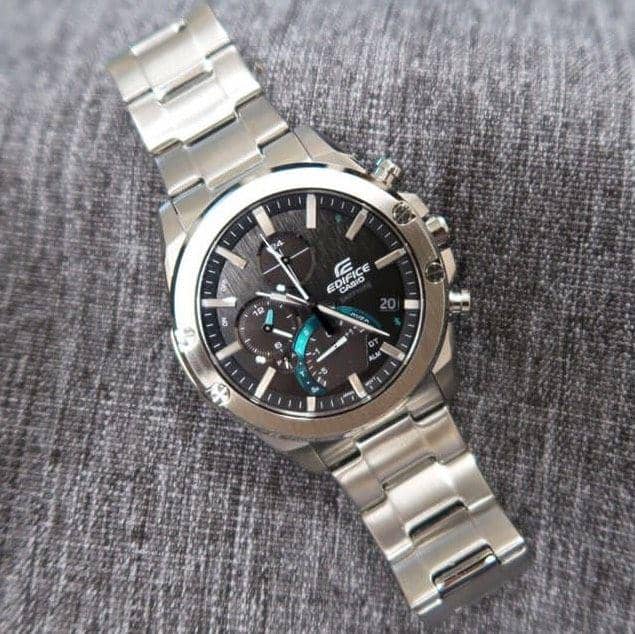 30 Rekomendasi Jam Tangan Pria Terbaik, Desain Berkelas! | IDN Times