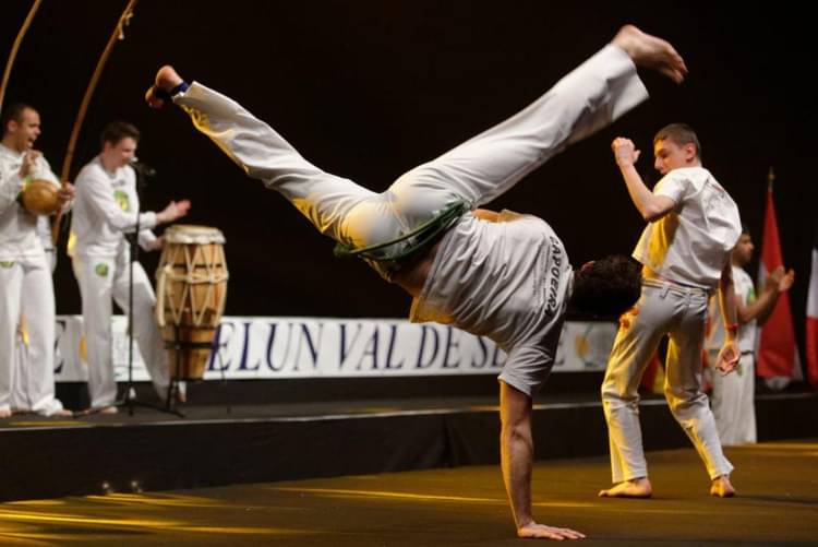 Capoeira: Sejarah, Teknik, Peraturan dan Istilahnya | IDN Times