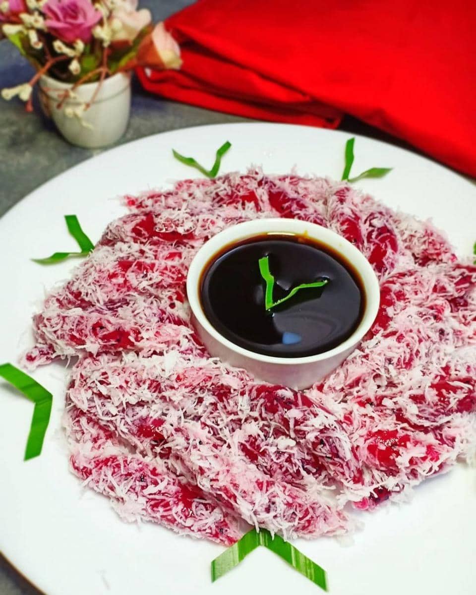 10 Jajanan Tradisional dengan Lelehan Gula Merah yang Lumer di Mu | IDN ...