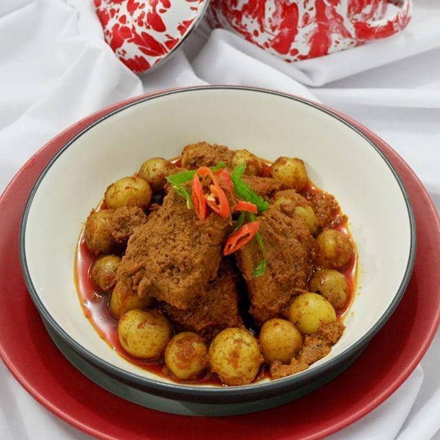 7 Resep Rendang Daging Sapi dan Cara Membuatnya yang Mudah | IDN Times