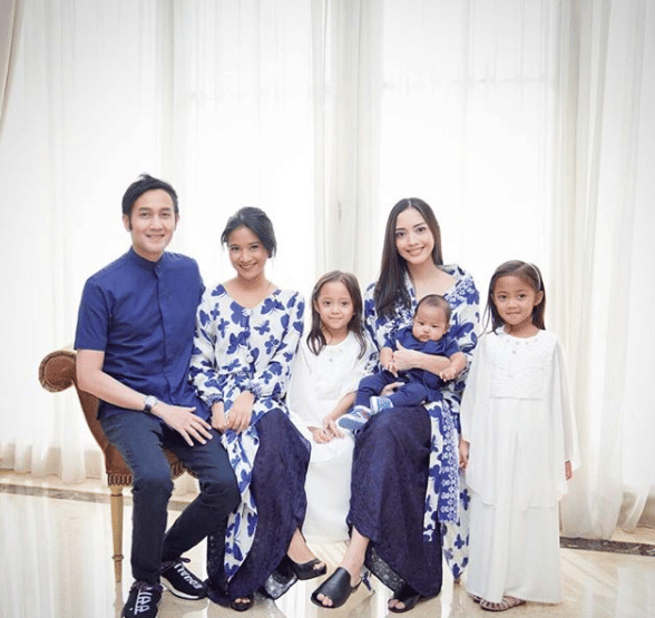 Cerai Setelah 11 Tahun, 9 Potret Ririn Dwi Arianti dan Aldi | IDN Times