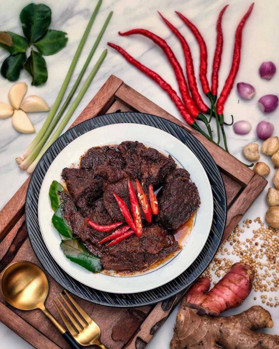 7 Resep Rendang Daging Sapi dan Cara Membuatnya yang Mudah | IDN Times