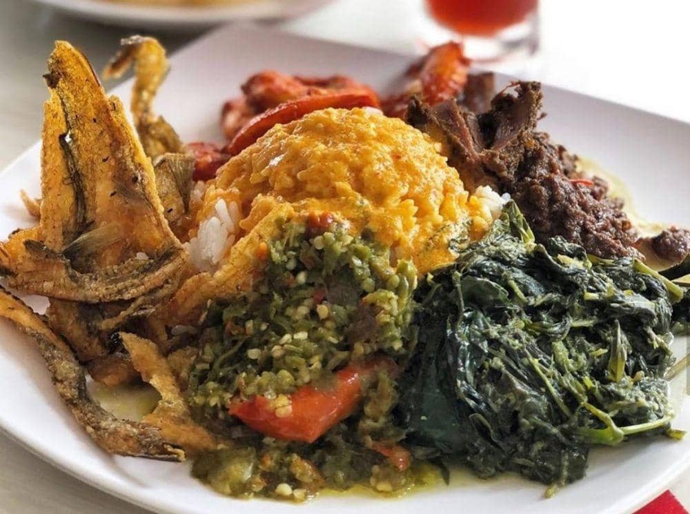 10 Lauk Pendamping Nasi Padang Paling Favorit | IDN Times