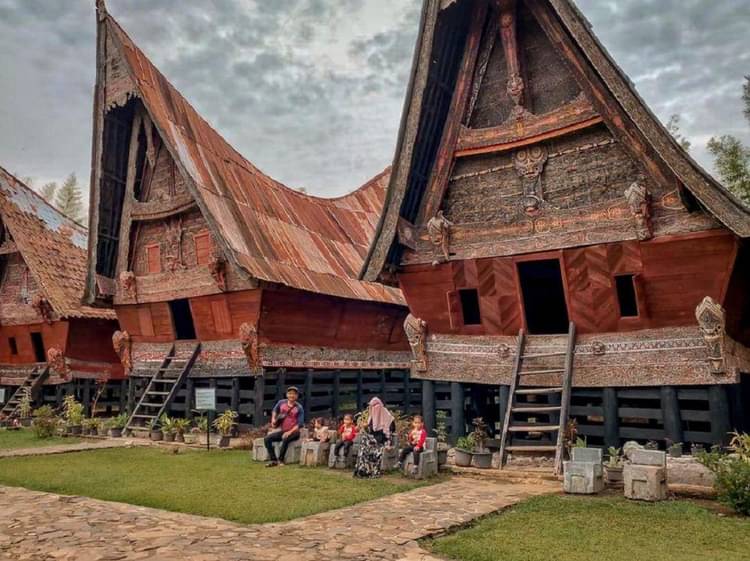 16 Panggilan Anggota Keluarga dan Kerabat dalam Bahasa Batak | IDN ...