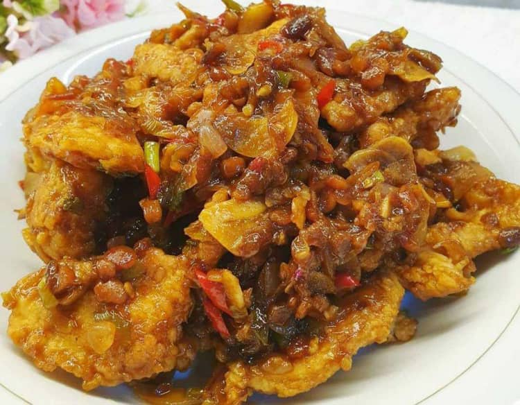 9 Resep Olahan Makanan dari Bumbu Tauco, Rasanya Autentik! | IDN Times