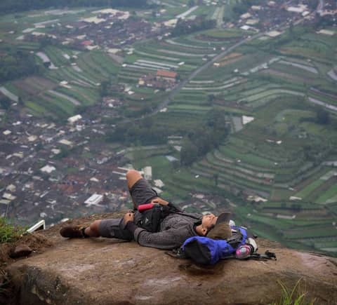 Informasi Wisata Gunung Andong: Rute, Biaya, Tips, dan Pendakian | IDN ...