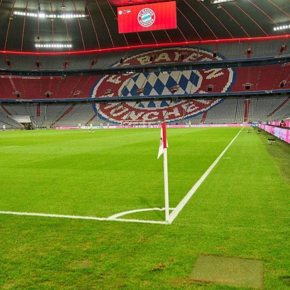 10 Stadion Sepak Bola dengan Kapasitas Terbesar di Eropa | IDN Times