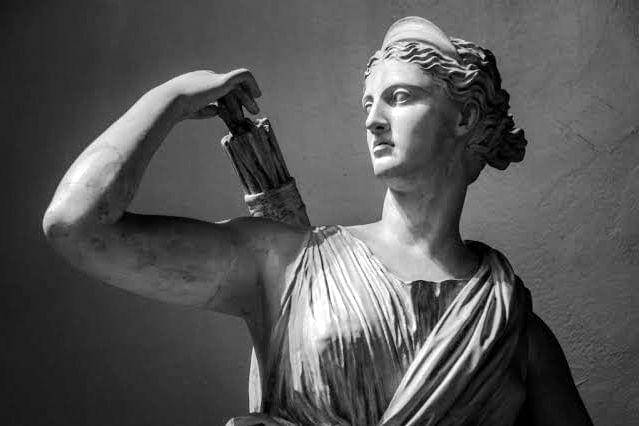 10 Dewa dan Dewi Bulan Kuno yang Paling Dipuja | IDN Times